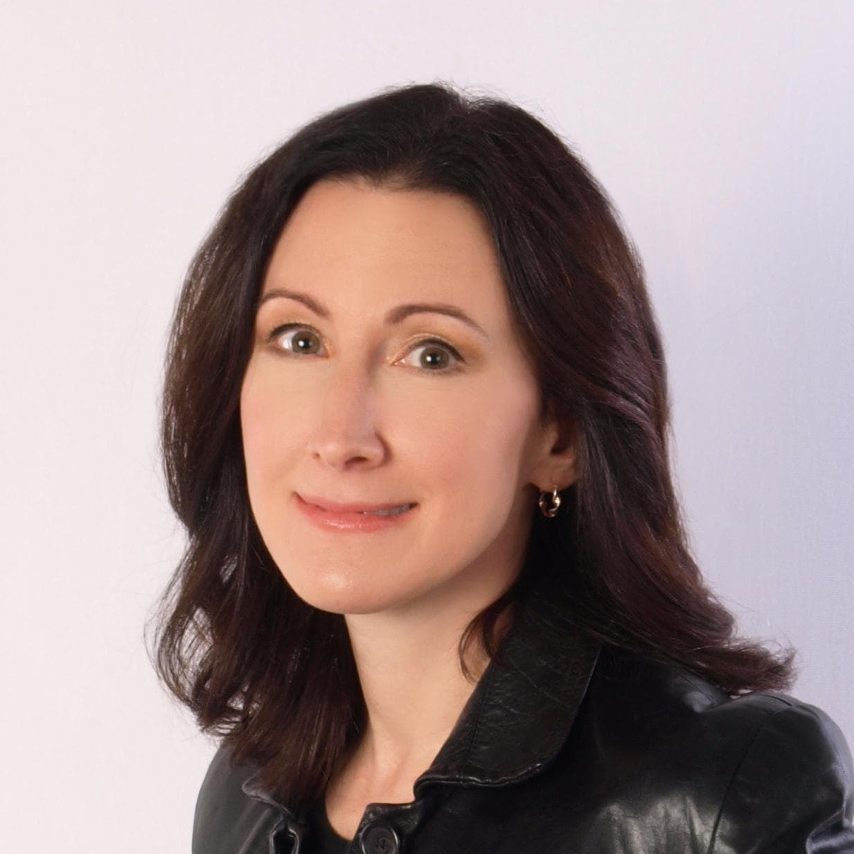 How To Get To $1 Million With Zero Employees w/ Elaine Pofeldt #TBT ...